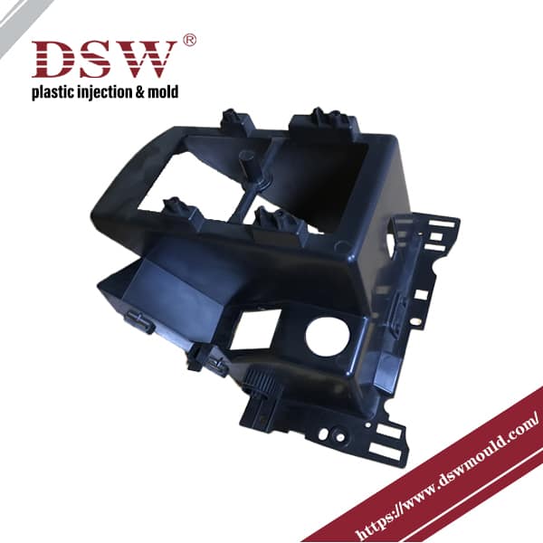 Automotive injection molding, plastic injection molding-DSW