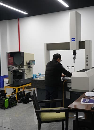 Transparent Plastic Molding Solutions for Quality Improving